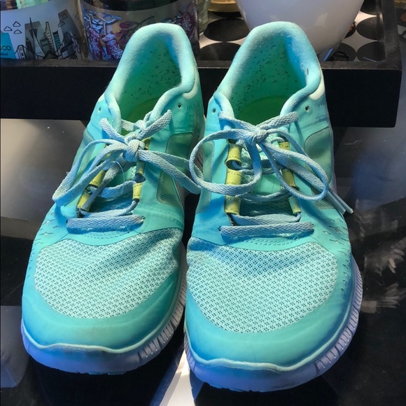 Nike | Shoes | Teal Nike Womens Running Shoes 95 | Poshmark